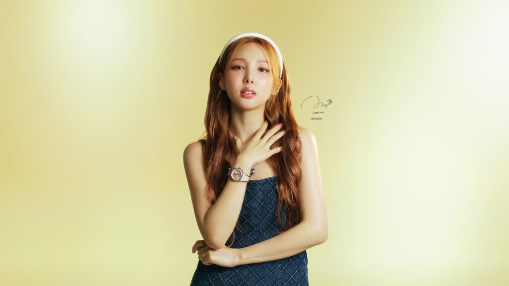 BONIA Unveils Autumn/Winter 2024 Watch Collection Featuring Nayeon to ...